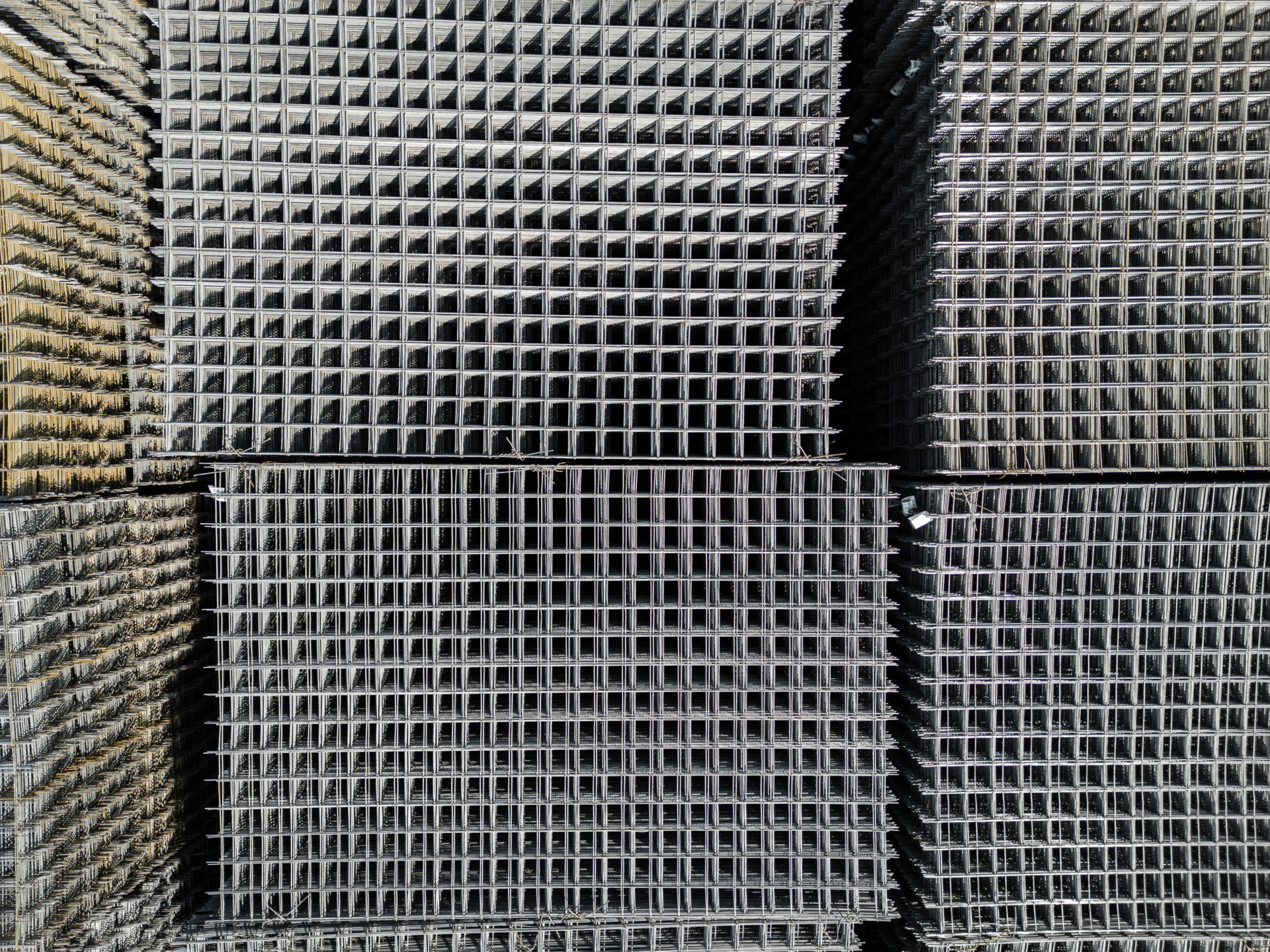 The Advantages of Welded Wire Mesh in Concrete Construction | Numesh